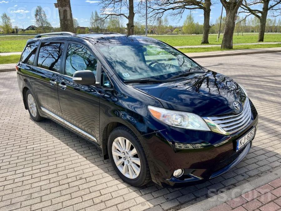 Melns Toyota Sienna 2014 Valmiera, ar dzinēja tilpumu 3.50 L un nobraukumu 170 tūkst. km par 12400 €, foto 3 vietnē AUTOMOTO.COM.LV
