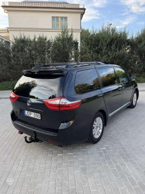 Melns Toyota Sienna 2016 Viļņa, ar dzinēja tilpumu 3.46 L un nobraukumu 228 tūkst. km par 13700 €, foto 3 vietnē AUTOMOTO.COM.LV