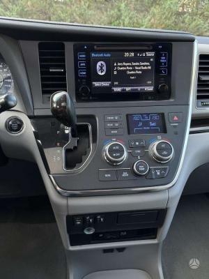 Melns Toyota Sienna 2016 Viļņa, ar dzinēja tilpumu 3.46 L un nobraukumu 228 tūkst. km par 13700 €, foto 10 vietnē AUTOMOTO.COM.LV