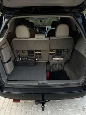 Melns Toyota Sienna 2016 Viļņa, ar dzinēja tilpumu 3.46 L un nobraukumu 228 tūkst. km par 13700 €, foto 18 vietnē AUTOMOTO.COM.LV