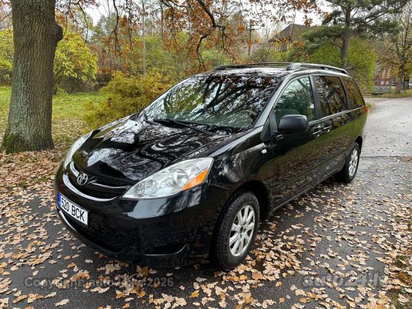 Melns Toyota Sienna 2008 Tallina, ar dzinēja tilpumu 3.50 L un nobraukumu 154 tūkst. km par 4500 €, foto 1 vietnē AUTOMOTO.COM.LV