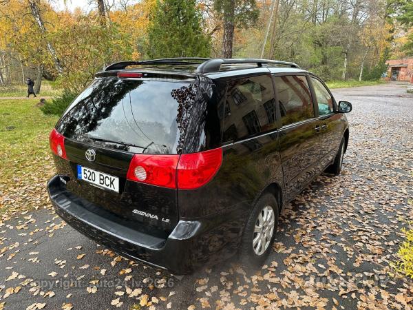 Melns Toyota Sienna 2008 Tallina, ar dzinēja tilpumu 3.50 L un nobraukumu 154 tūkst. km par 4500 €, foto 3 vietnē AUTOMOTO.COM.LV