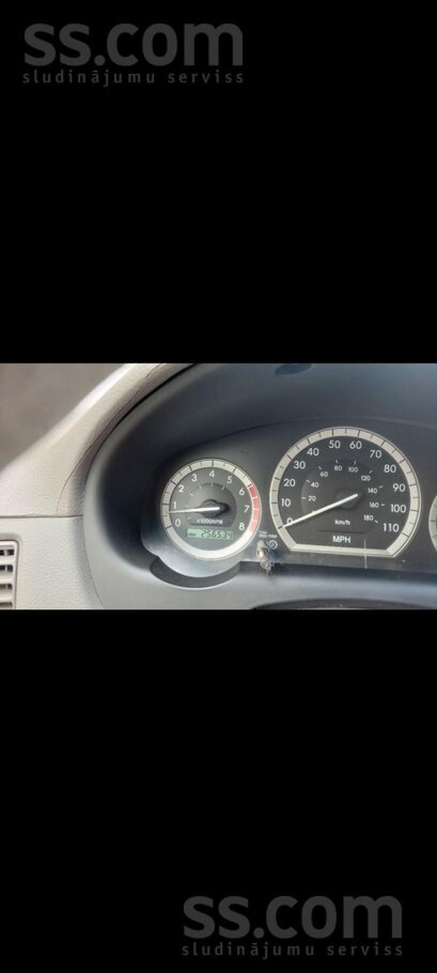 Zils Toyota Sienna 2004 Rīga, ar dzinēja tilpumu 3.30 L un nobraukumu 256 tūkst. km par 3800 €, foto 8 vietnē AUTOMOTO.COM.LV