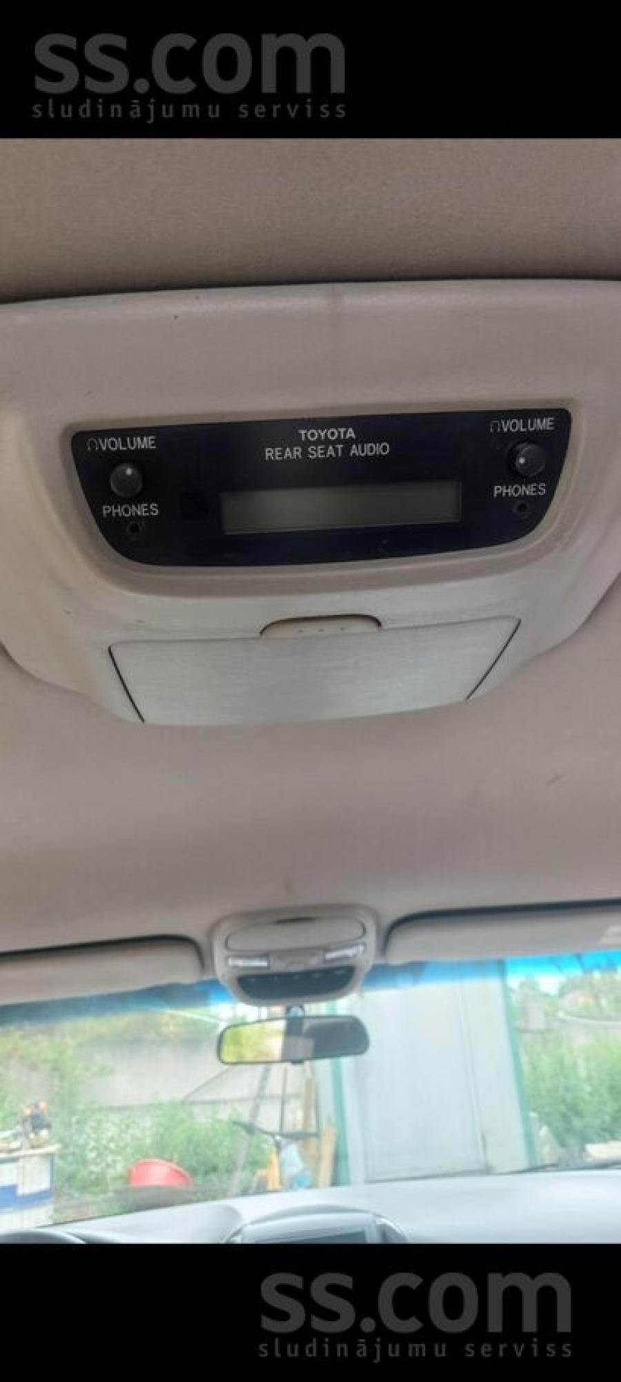 Zils Toyota Sienna 2004 Rīga, ar dzinēja tilpumu 3.30 L un nobraukumu 256 tūkst. km par 3800 €, foto 14 vietnē AUTOMOTO.COM.LV
