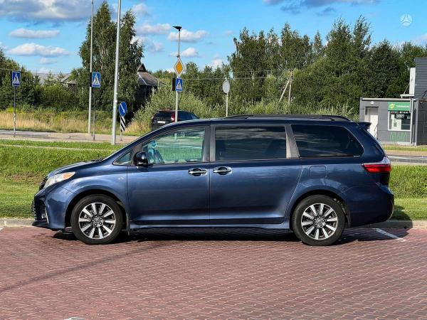 Toyota Sienna 2018 Viļņa vietnē Zils Toyota Sienna 2018 Viļņa, ar dzinēja tilpumu 3.50 L un nobraukumu 250 tūkst. km par 19990 €, foto 3 vietnē AUTOMOTO.COM.LV