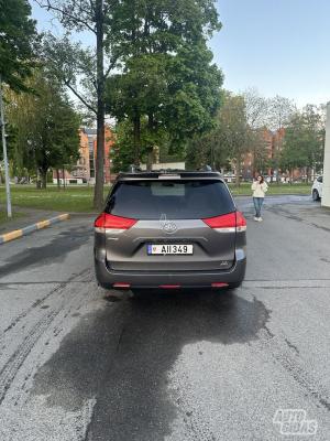 Toyota Sienna 2014 in Klaipeda, with an engine capacity of 3.50 L and mileage of 200 thousand km for 12000 €, photo 5 on AUTOMOTO.COM.LV