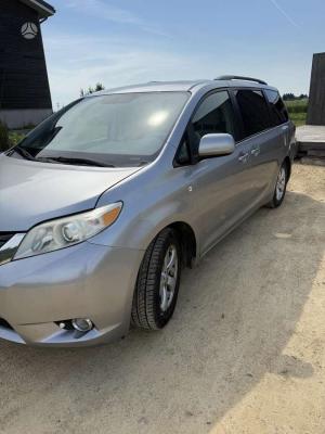 Grey Toyota Sienna 2011 in Sakiai, with an engine capacity of 3.46 L and mileage of 408 thousand km for 8500 €, photo 5 on AUTOMOTO.COM.LV