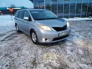 Grey Toyota Sienna 2013 in Siauliai, with an engine capacity of 3.50 L and mileage of 158 thousand km for 10500 €, photo 3 on AUTOMOTO.COM.LV