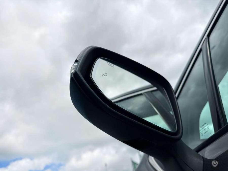 Pelēks Toyota Sienna 2022 Šauļi, ar dzinēja tilpumu 2.50 L un nobraukumu 44 tūkst. km par 47900 €, foto 11 vietnē AUTOMOTO.COM.LV