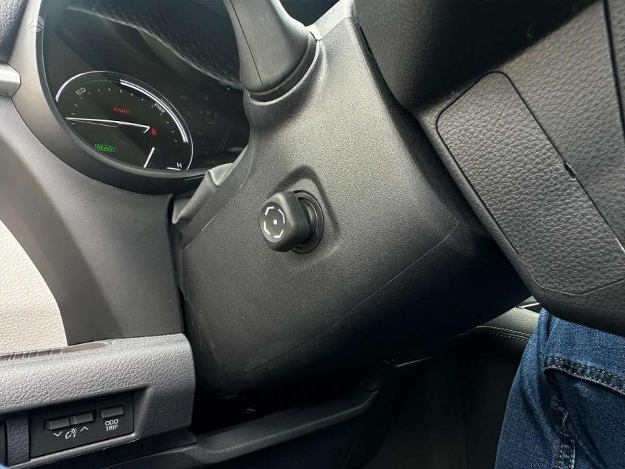 Pelēks Toyota Sienna 2022 Šauļi, ar dzinēja tilpumu 2.50 L un nobraukumu 44 tūkst. km par 47900 €, foto 26 vietnē AUTOMOTO.COM.LV