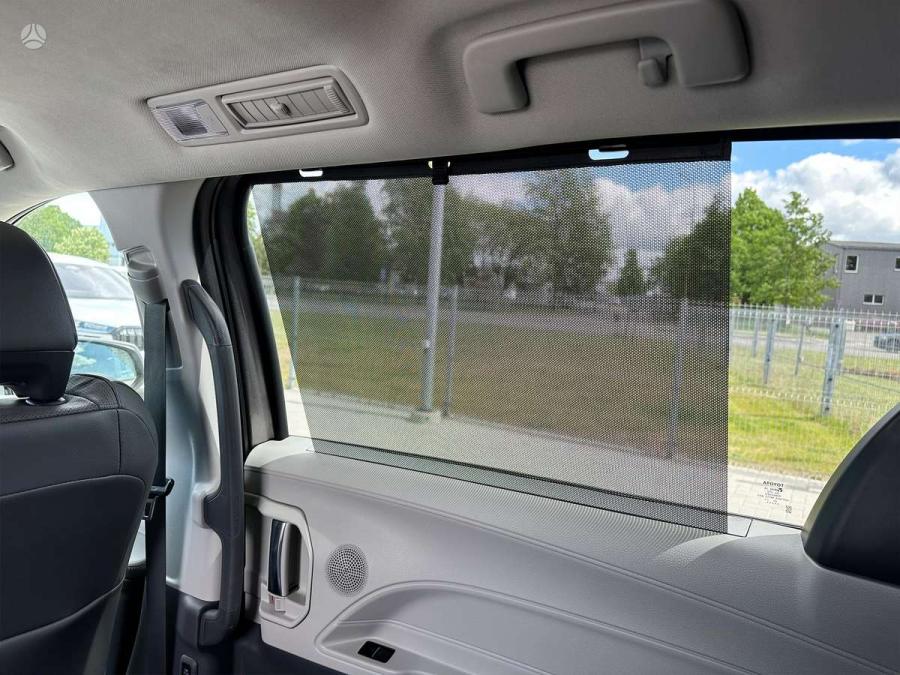 Pelēks Toyota Sienna 2022 Šauļi, ar dzinēja tilpumu 2.50 L un nobraukumu 44 tūkst. km par 47900 €, foto 37 vietnē AUTOMOTO.COM.LV