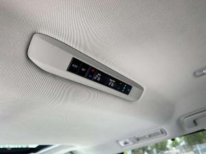 Pelēks Toyota Sienna 2022 Šauļi, ar dzinēja tilpumu 2.50 L un nobraukumu 44 tūkst. km par 47900 €, foto 38 vietnē AUTOMOTO.COM.LV