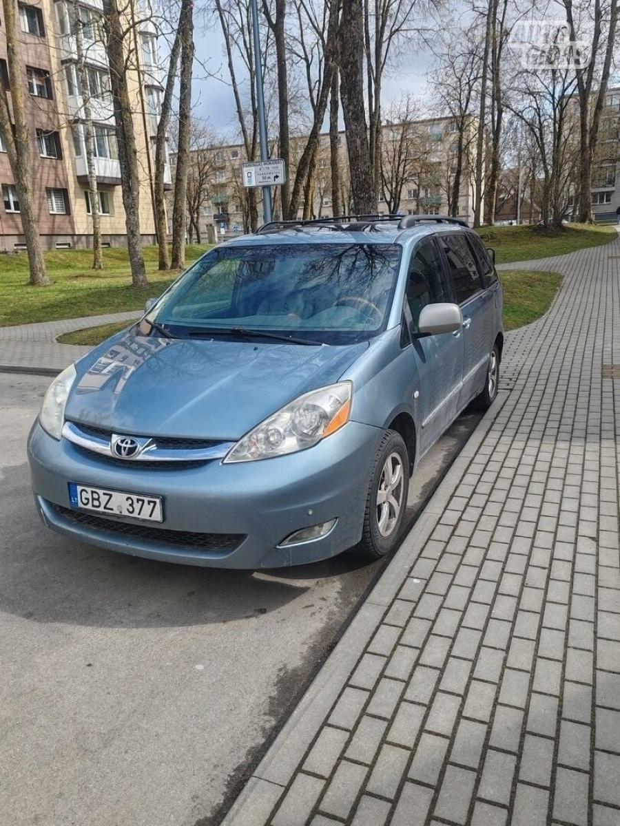 Toyota Sienna 2008 Šauļi, ar dzinēja tilpumu 3.50 L un nobraukumu 426 tūkst. km par 5200 €, foto 1 vietnē AUTOMOTO.COM.LV