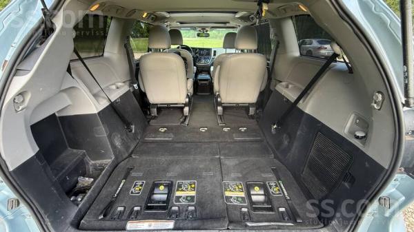 Toyota Sienna 2015 Rīga, ar dzinēja tilpumu 3.50 L un nobraukumu 323 tūkst. km par 13200 €, foto 10 vietnē AUTOMOTO.COM.LV