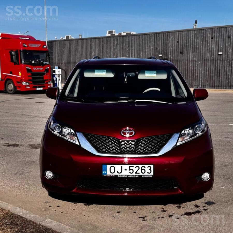Red Toyota Sienna 2013 in Riga, with an engine capacity of 3.50 L and mileage of 288 thousand km for 11900 €, photo 6 on AUTOMOTO.COM.LV