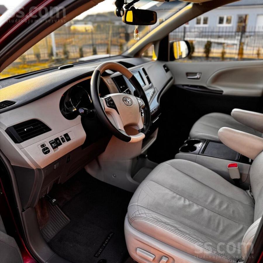 Red Toyota Sienna 2013 in Riga, with an engine capacity of 3.50 L and mileage of 288 thousand km for 11900 €, photo 8 on AUTOMOTO.COM.LV