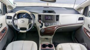 Sarkans Toyota Sienna 2013 Rīga, ar dzinēja tilpumu 3.50 L un nobraukumu 185 tūkst. km par 9490 €, foto 12 vietnē AUTOMOTO.COM.LV