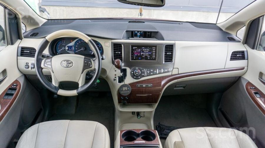 Sarkans Toyota Sienna 2013 Rīga, ar dzinēja tilpumu 3.50 L un nobraukumu 185 tūkst. km par 9490 €, foto 12 vietnē AUTOMOTO.COM.LV