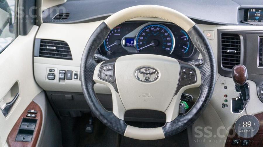 Sarkans Toyota Sienna 2013 Rīga, ar dzinēja tilpumu 3.50 L un nobraukumu 185 tūkst. km par 9490 €, foto 14 vietnē AUTOMOTO.COM.LV