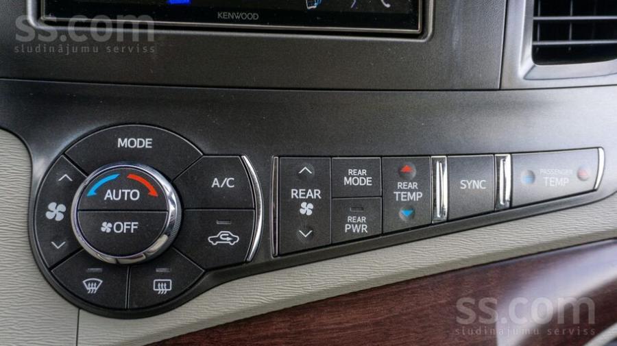 Sarkans Toyota Sienna 2013 Rīga, ar dzinēja tilpumu 3.50 L un nobraukumu 185 tūkst. km par 9490 €, foto 17 vietnē AUTOMOTO.COM.LV