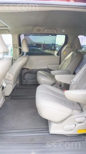 Sarkans Toyota Sienna 2013 Rīga, ar dzinēja tilpumu 3.50 L un nobraukumu 185 tūkst. km par 9490 €, foto 34 vietnē AUTOMOTO.COM.LV