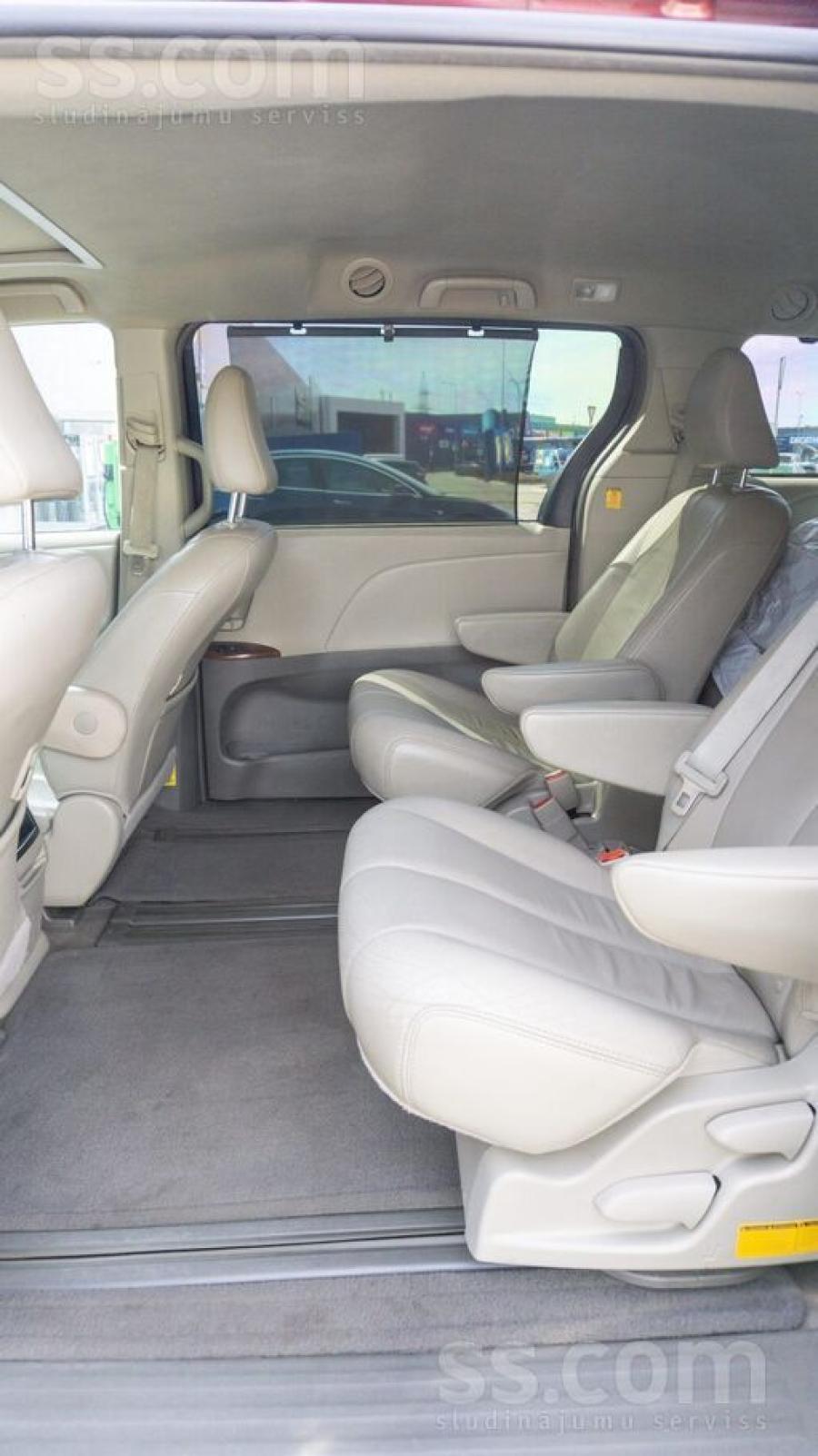 Sarkans Toyota Sienna 2013 Rīga, ar dzinēja tilpumu 3.50 L un nobraukumu 185 tūkst. km par 9490 €, foto 34 vietnē AUTOMOTO.COM.LV