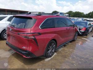 Sarkans Toyota Sienna 2022 Šauļi, ar dzinēja tilpumu 2.50 L un nobraukumu 109 tūkst. km par 23000 €, foto 6 vietnē AUTOMOTO.COM.LV