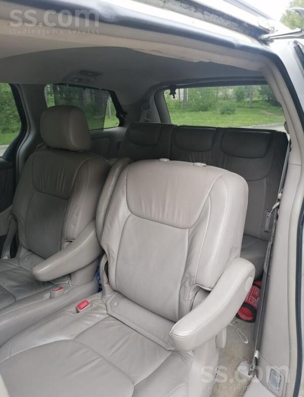 Balts Toyota Sienna 2008 Rēzekne, ar dzinēja tilpumu 3.50 L un nobraukumu 311 tūkst. km par 5200 €, foto 3 vietnē AUTOMOTO.COM.LV