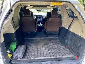 Balts Toyota Sienna 2015 Šauļi, ar dzinēja tilpumu 3.50 L un nobraukumu 202 tūkst. km par 18750 €, foto 14 vietnē AUTOMOTO.COM.LV