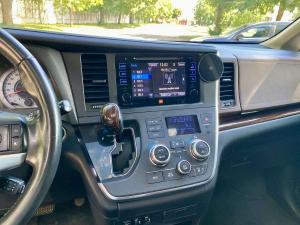 Balts Toyota Sienna 2015 Šauļi, ar dzinēja tilpumu 3.50 L un nobraukumu 202 tūkst. km par 18750 €, foto 25 vietnē AUTOMOTO.COM.LV