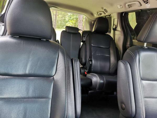 Balts Toyota Sienna 2015 Kauņa, ar dzinēja tilpumu 3.50 L un nobraukumu 158 tūkst. km par 16950 €, foto 9 vietnē AUTOMOTO.COM.LV