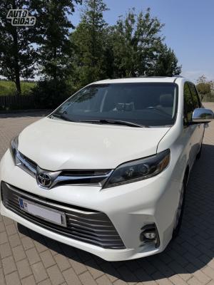 White Toyota Sienna 2016 in Kupiskis, with an engine capacity of 3.50 L and mileage of 167 thousand km for 18900 €, photo  on AUTOMOTO.COM.LV