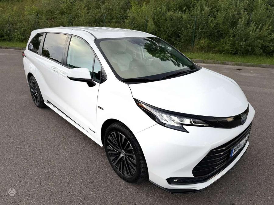 Balts Toyota Sienna 2021 Viļņa, ar dzinēja tilpumu 2.50 L un nobraukumu 158 tūkst. km par 35500 €, foto 11 vietnē AUTOMOTO.COM.LV