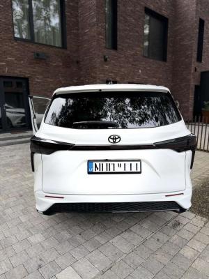 Balts Toyota Sienna 2021 Viļņa, ar dzinēja tilpumu 2.50 L un nobraukumu 158 tūkst. km par 35500 €, foto 14 vietnē AUTOMOTO.COM.LV