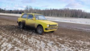 Yellow Toyota Starlet 1980 in Riga, with an engine capacity of 1.30 L and mileage of 265 thousand km for 1800 €, photo 5 on AUTOMOTO.COM.LV