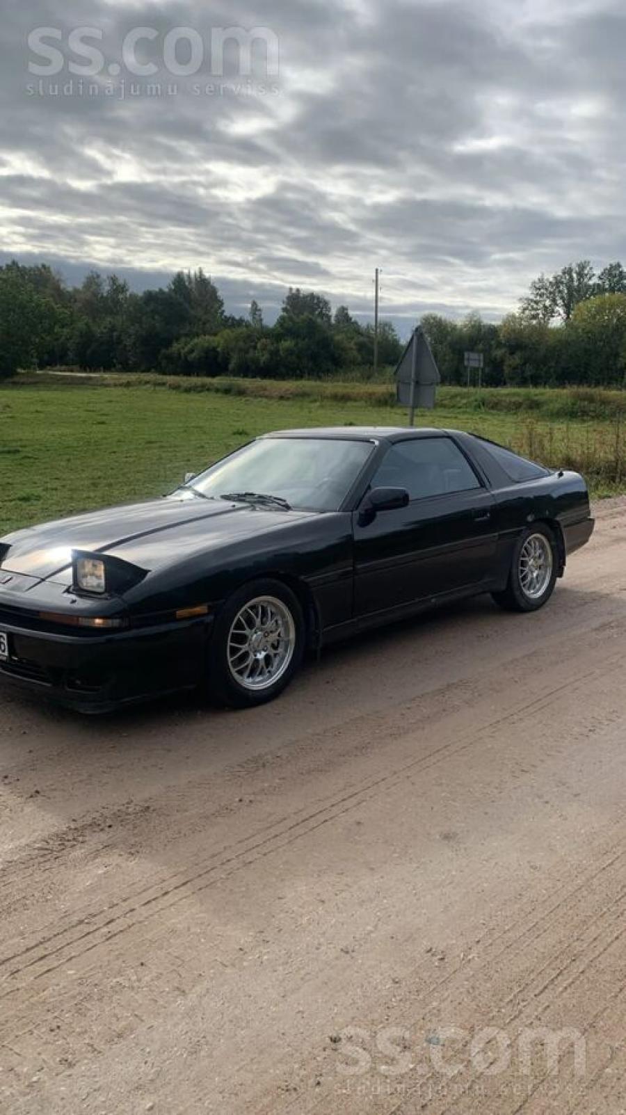 Melns Toyota Supra 1987 Liepāja, ar dzinēja tilpumu 3.00 L un nobraukumu 158 tūkst. km par 15000 €, foto 3 vietnē AUTOMOTO.COM.LV