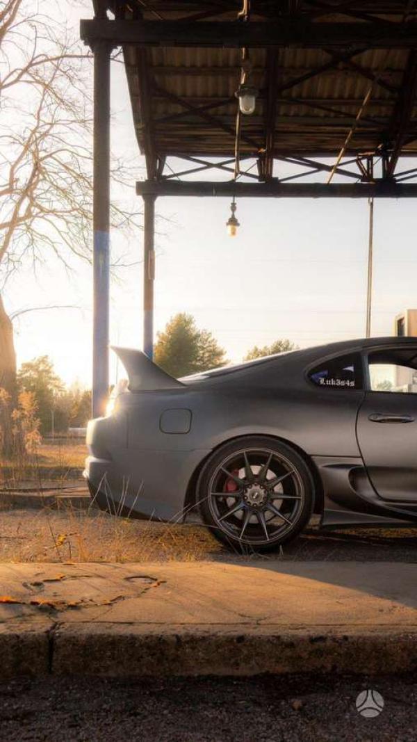 Pelēks Toyota Supra 1996 Viļņa, ar dzinēja tilpumu 3.00 L un nobraukumu 100 tūkst. km par 40000 €, foto 5 vietnē AUTOMOTO.COM.LV