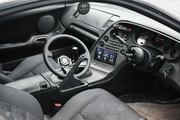 Pelēks Toyota Supra 1996 Viļņa, ar dzinēja tilpumu 3.00 L un nobraukumu 100 tūkst. km par 40000 €, foto 7 vietnē AUTOMOTO.COM.LV
