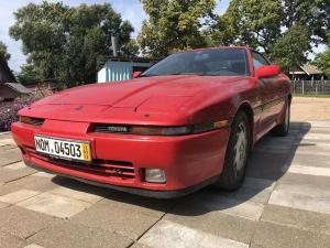 Sarkans Toyota Supra 1989 Viļņa, ar dzinēja tilpumu 2.95 L un nobraukumu 184 tūkst. km par 10900 €, foto 3 vietnē AUTOMOTO.COM.LV