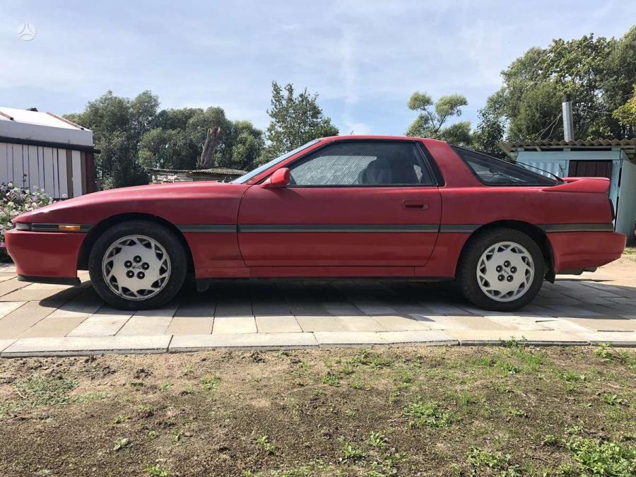 Sarkans Toyota Supra 1989 Viļņa, ar dzinēja tilpumu 2.95 L un nobraukumu 184 tūkst. km par 10900 €, foto 4 vietnē AUTOMOTO.COM.LV