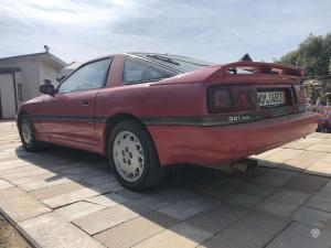 Sarkans Toyota Supra 1989 Viļņa, ar dzinēja tilpumu 2.95 L un nobraukumu 184 tūkst. km par 10900 €, foto 5 vietnē AUTOMOTO.COM.LV