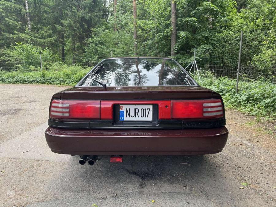 Red Toyota Supra 1990 in Taurage, with an engine capacity of 2.95 L and mileage of 254 thousand km for 18700 €, photo 10 on AUTOMOTO.COM.LV