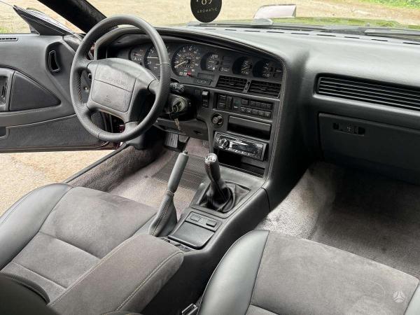 Red Toyota Supra 1990 in Taurage, with an engine capacity of 2.95 L and mileage of 254 thousand km for 18700 €, photo 10 on AUTOMOTO.COM.LV