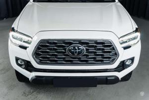 Balts Toyota Tacoma 2021 Viļņa, ar dzinēja tilpumu 3.46 L un nobraukumu 15 tūkst. km par 51999 €, foto 8 vietnē AUTOMOTO.COM.LV