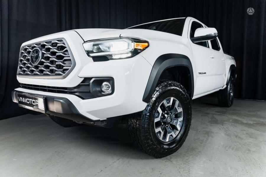 Balts Toyota Tacoma 2021 Viļņa, ar dzinēja tilpumu 3.46 L un nobraukumu 15 tūkst. km par 51999 €, foto 15 vietnē AUTOMOTO.COM.LV