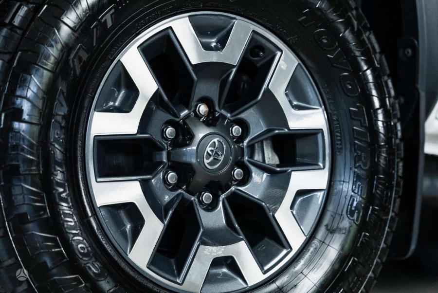 Balts Toyota Tacoma 2021 Viļņa, ar dzinēja tilpumu 3.46 L un nobraukumu 15 tūkst. km par 51999 €, foto 17 vietnē AUTOMOTO.COM.LV