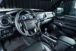 Balts Toyota Tacoma 2021 Viļņa, ar dzinēja tilpumu 3.46 L un nobraukumu 15 tūkst. km par 51999 €, foto 22 vietnē AUTOMOTO.COM.LV
