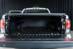 Balts Toyota Tacoma 2021 Viļņa, ar dzinēja tilpumu 3.46 L un nobraukumu 15 tūkst. km par 51999 €, foto 35 vietnē AUTOMOTO.COM.LV