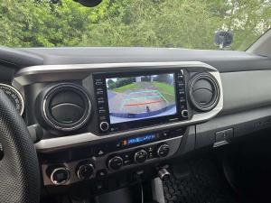 Balts Toyota Tacoma 2023 Viļņa, ar dzinēja tilpumu 3.50 L un nobraukumu 31 tūkst. km par 41500 €, foto 10 vietnē AUTOMOTO.COM.LV