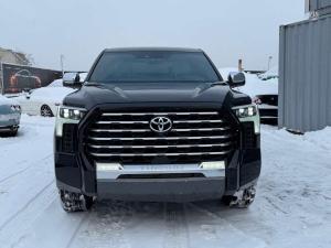 Black Toyota Tundra 2023 in Riga, with an engine capacity of 3.50 L and mileage of 33 thousand km for 51788 €, photo 6 on AUTOMOTO.COM.LV